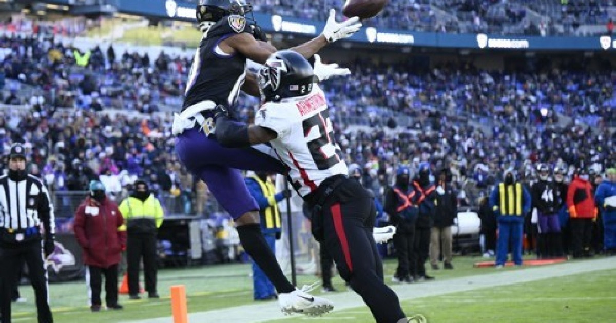 Falcons Ravens Football