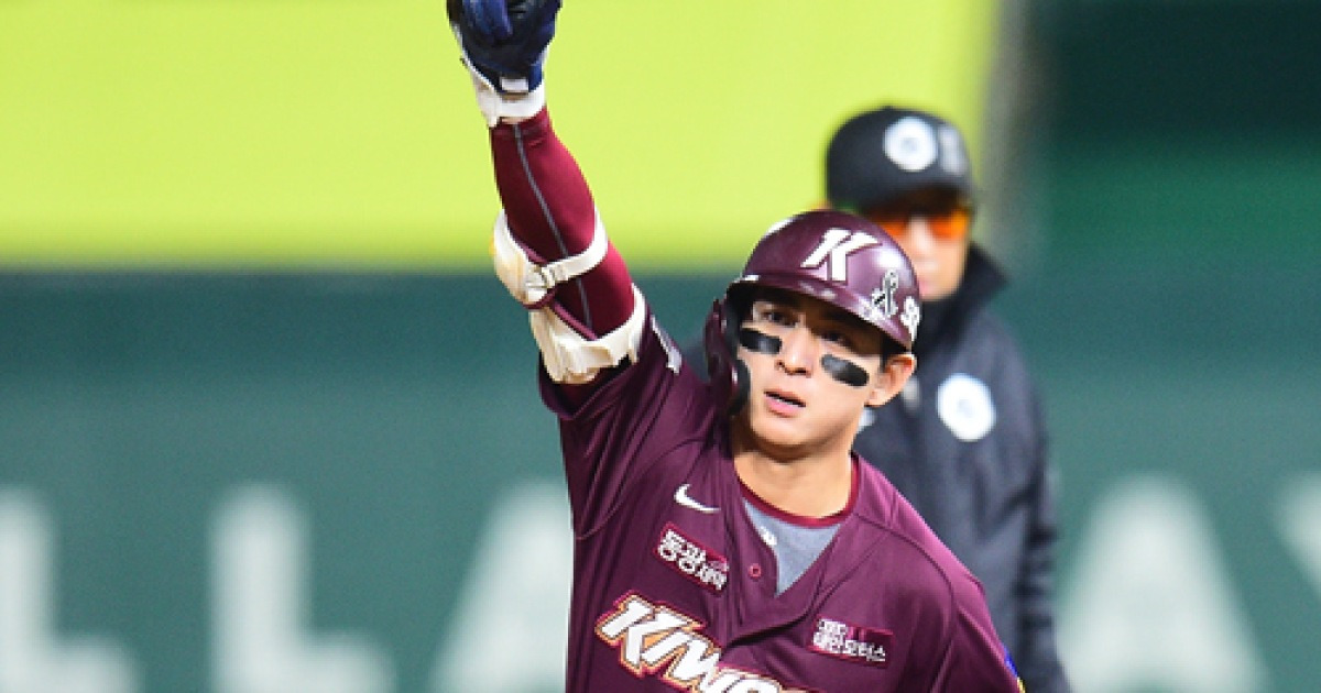 WBC에 AG 찍고 KS 우승…이정후 운명의 2023년, 건강과 체력이 최우선