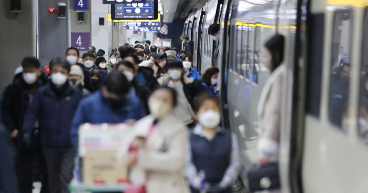 SRT 1일부터 정상운행····이용객 10만명에 지연배상·할인권 지급