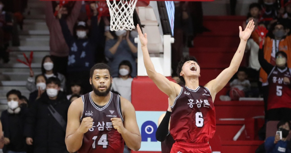 선두 유지한 KGC, 5할 복귀한 KCC…KT는 6연승 마침표