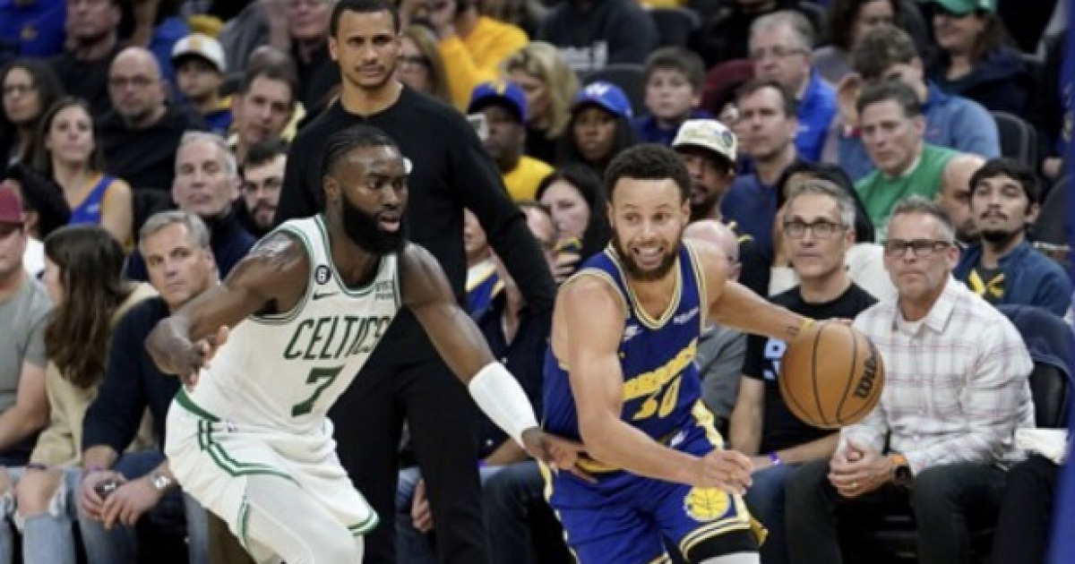 [NBA] 현지기자들의 전망 “GSW, 후반기 돌풍의 팀”…MVP 돈치치