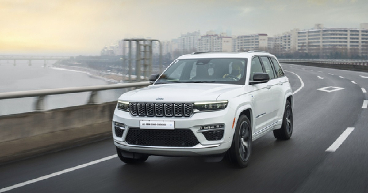 [TEST DRIVE] Jeep's fully revamped Grand Cherokee SUV combines luxury ...
