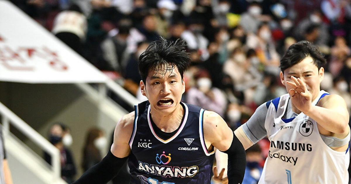 [BK 리뷰] ‘캐롯전 완패 충격 극복’ KGC인삼공사, 삼성 11연패 빠트리며 리그 1위 유지