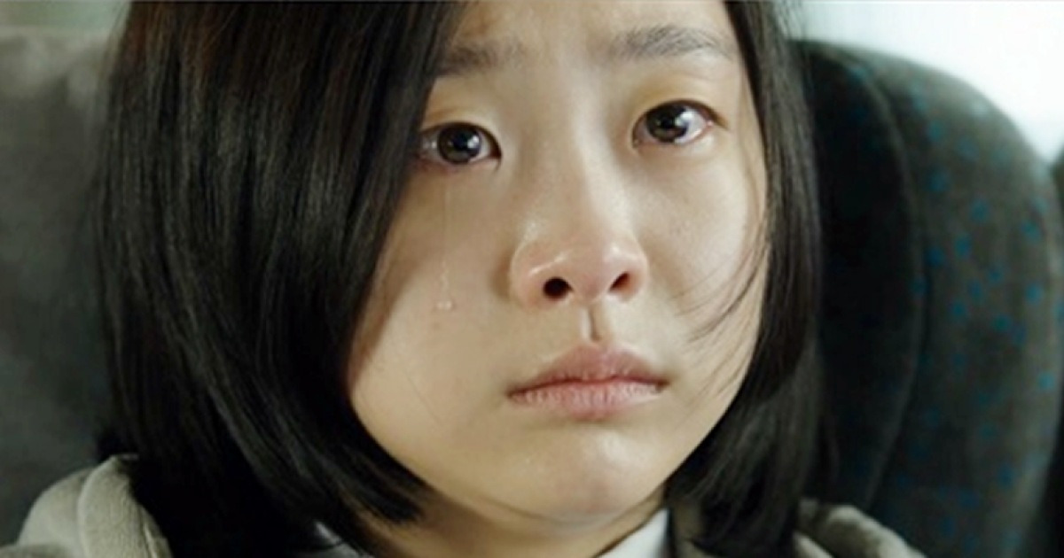데뷔작으로 신인상 휩쓴 연기 괴물의 5년만의 주연작 삶은영화