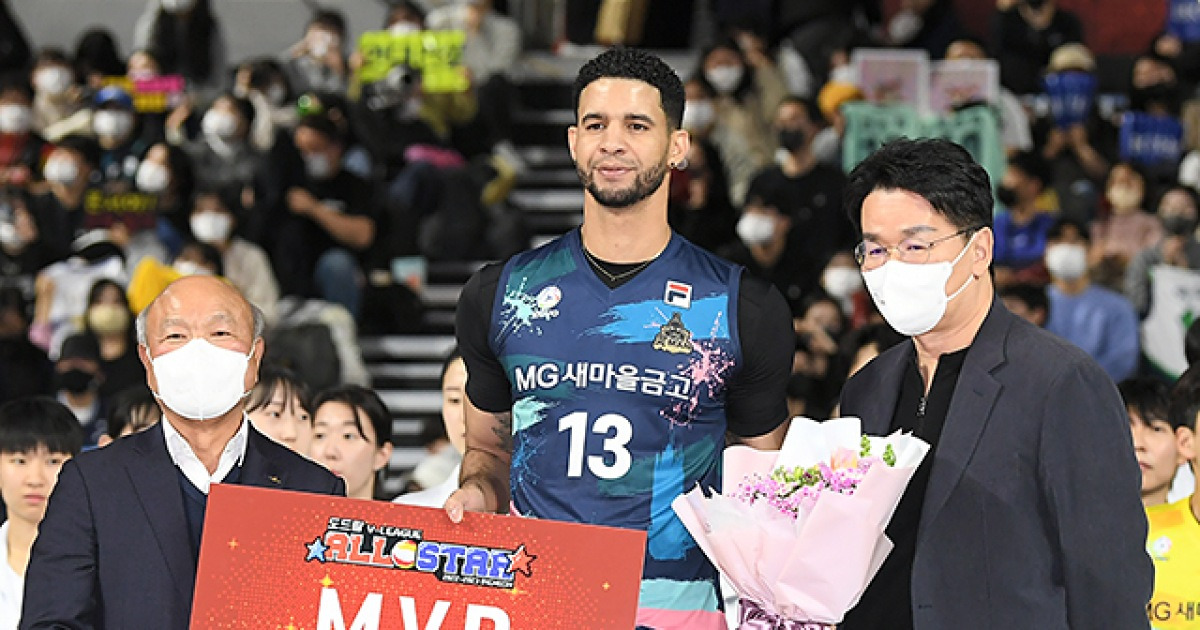 레오 ‘배구 올스타전 남자부 MVP’ [MK포토]
