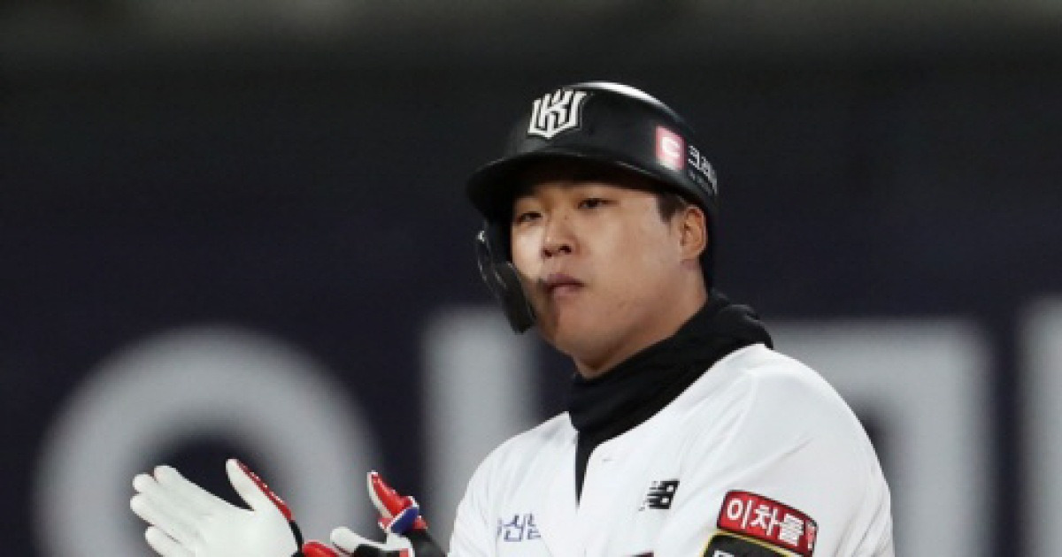 ‘절반이 뚝’ 강백호, kt와 47.3% 삭감된 연봉 재계약