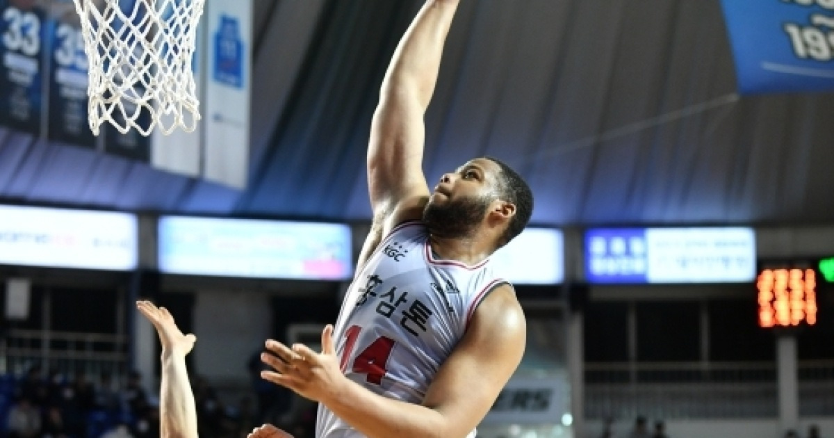 ‘킹’펠맨 부활→변준형 위닝샷! KGC, 전주 원정서 2연승 질주…KCC 5연패 [MK전주]