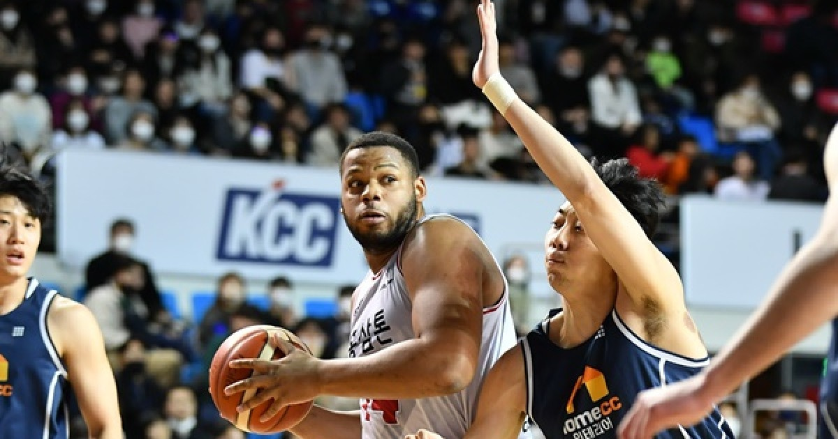 '배병준·변준형 천금포' KGC, KCC에 5연패 안겨