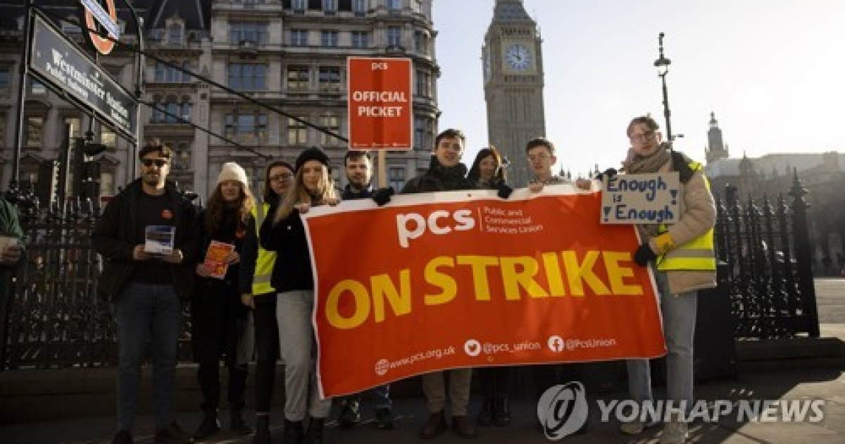 BRITAIN STRIKE