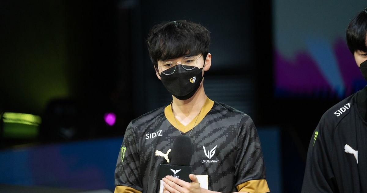 [LCK] 3연속 POG 수상 '피넛' 한왕호 "운이 좋았다"