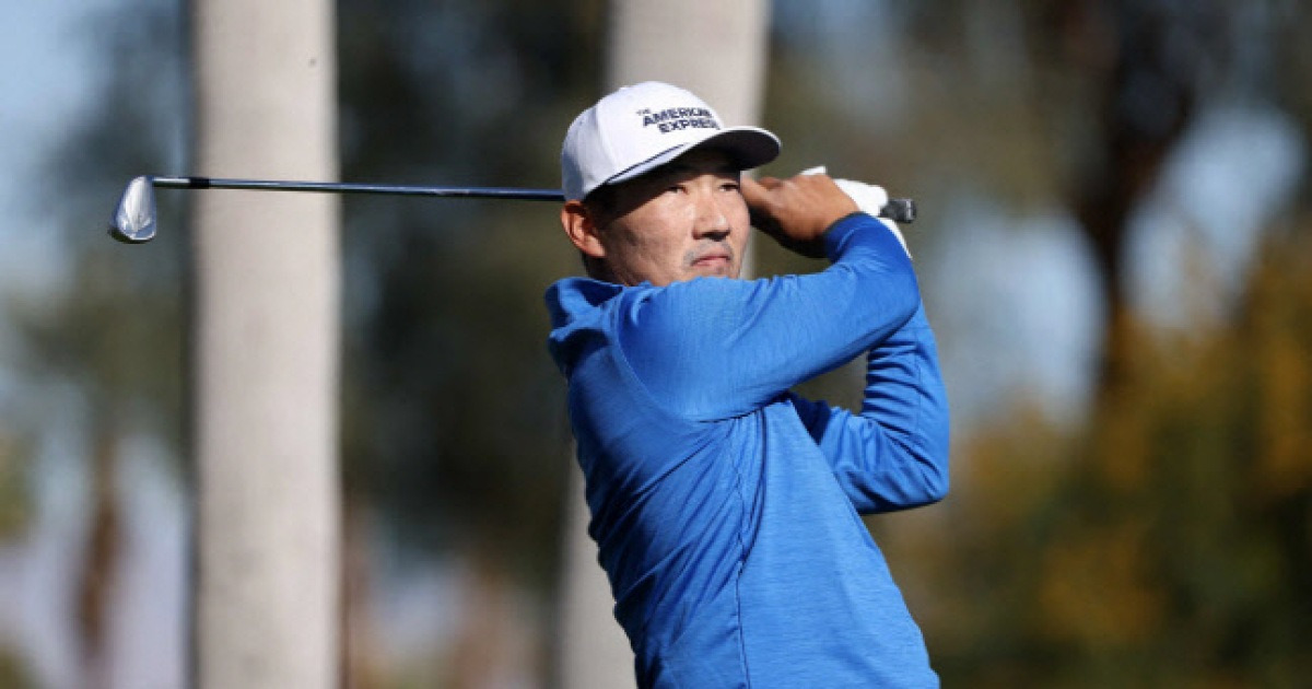 강성훈,PGA AT&T페블비치 프로암 톱 10 도전..3R 공동 11위