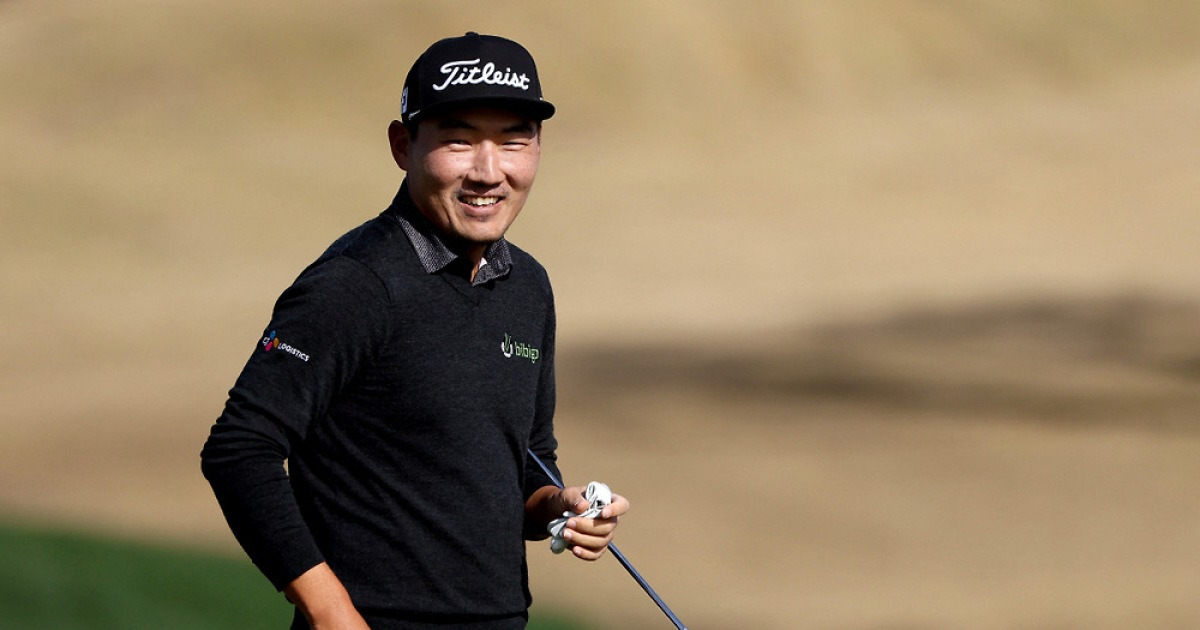 강성훈, PGA AT&T 페블비치 프로암 3R 공동 11위…톱10 진입 도전