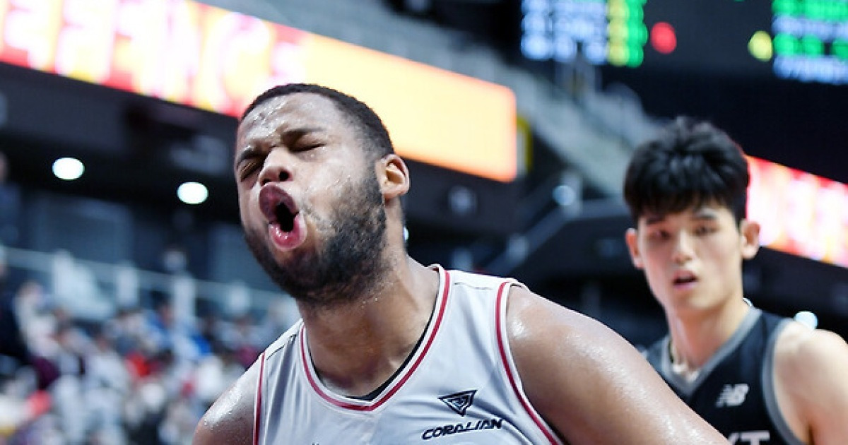 [BK 리뷰] '오! 마이 스펠맨' KGC, KT 잡고 5연승 질주