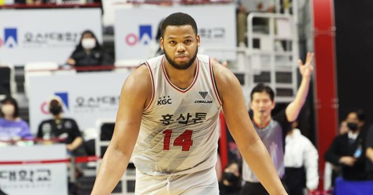 스펠맨 40점 폭발... KGC, KT 제압하고 5연승