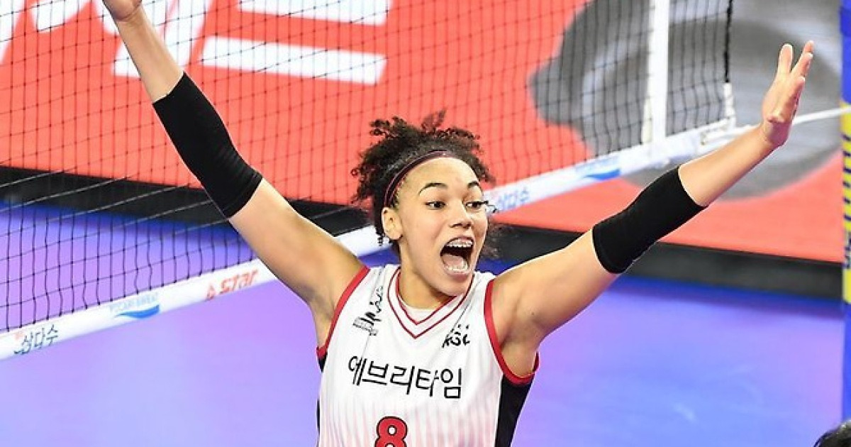 ‘엘리자벳 활약’ KGC인삼공사, IBK 꺾고 4위 탈환