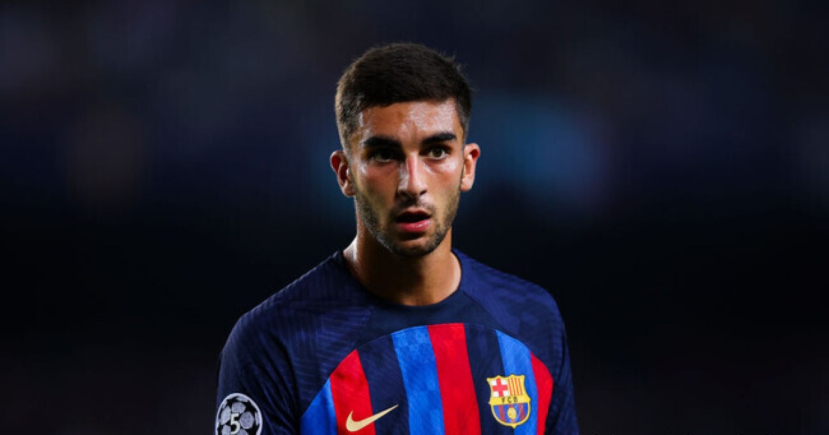 '670억' FW, EPL 제안 받았었다→바르사 남고 싶어 '거절'