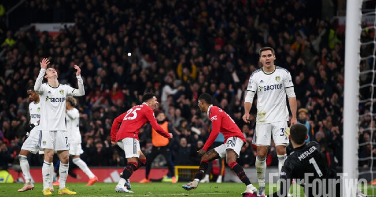 [epl.star] '먹튀'라 비판받던 1000억 FW, 복귀전에서 맨유를 구하다