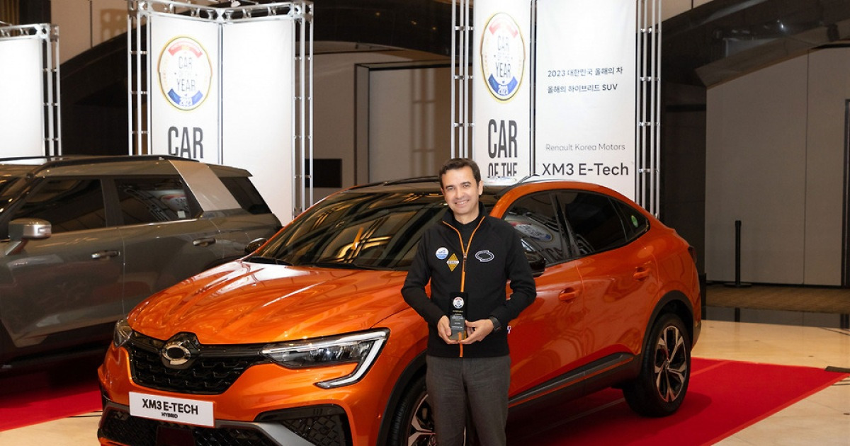 Renault XM3 named hybrid SUV of the year