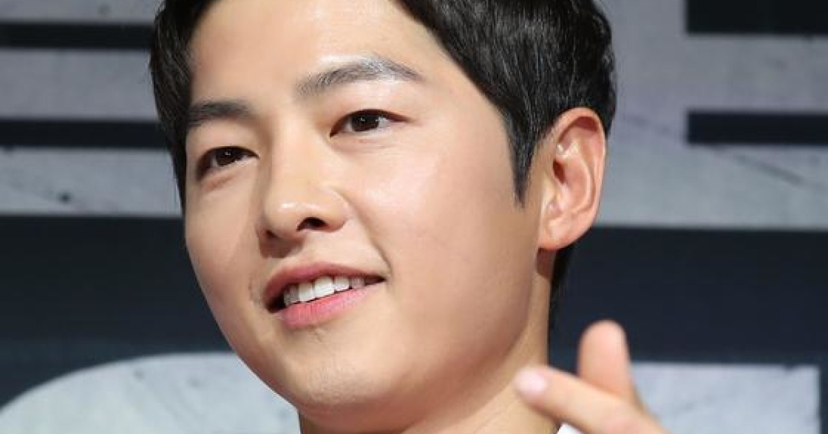 송중기, 달달한 신혼 잠시 쉼표‥구체적 일정은 "미정"