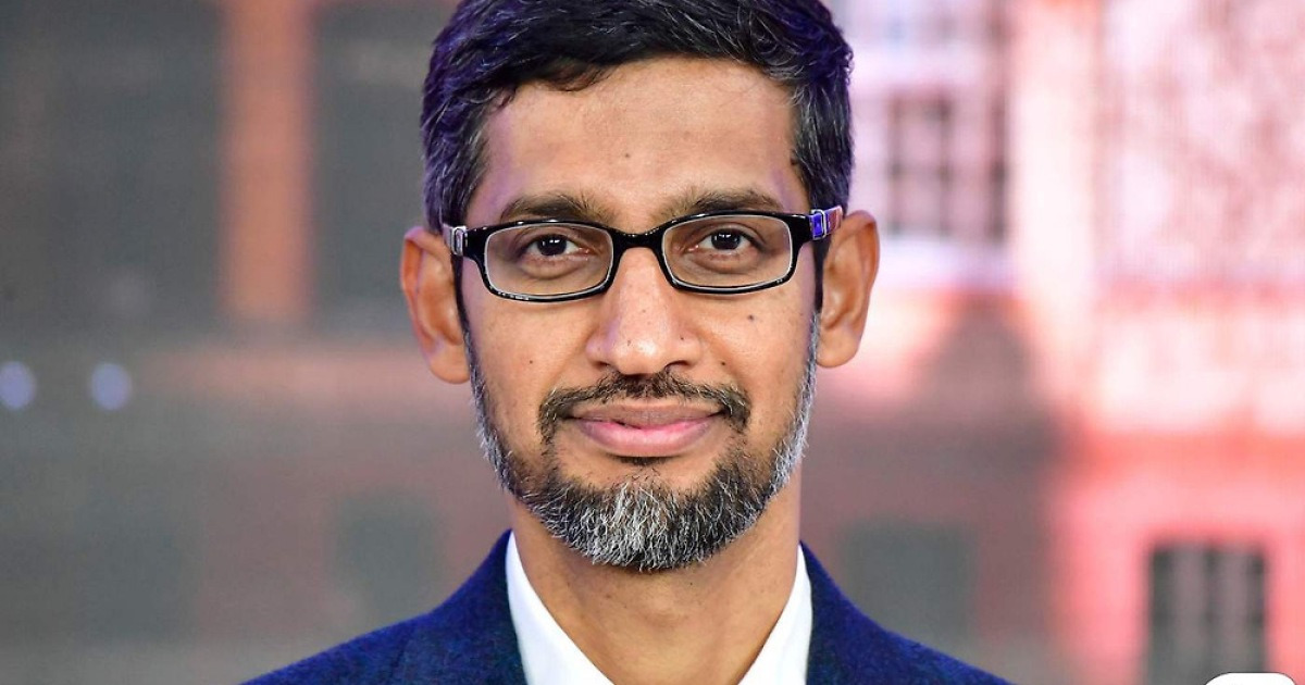 알파벳 CEO, 챗GPT와 경쟁에서 밀리고 있다 시인