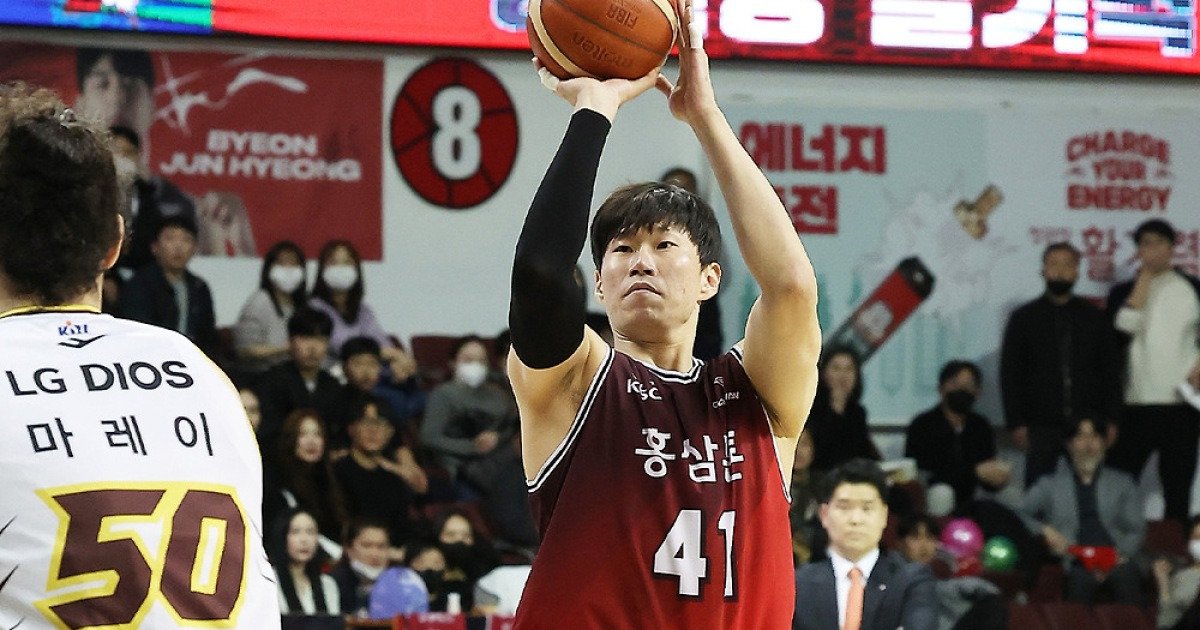 돌아온 '건강한 오세근'...KGC인삼공사 선두 질주 이끈다