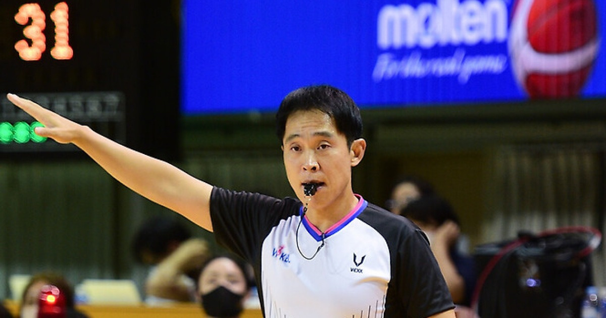 문석진 심판, WKBL 역대 2호 500경기 출장 달성 … 17일 공로패 전달 예정