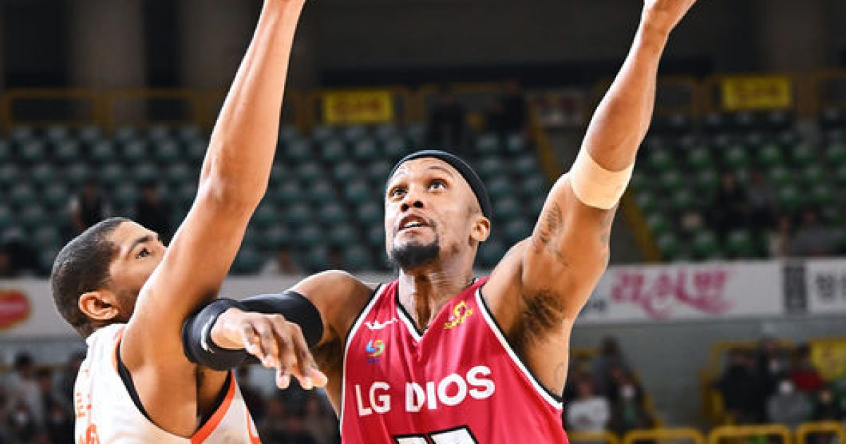 LG, 캐롯 꺾고 홈 6연승 질주... KGC 팀 최다 10연승