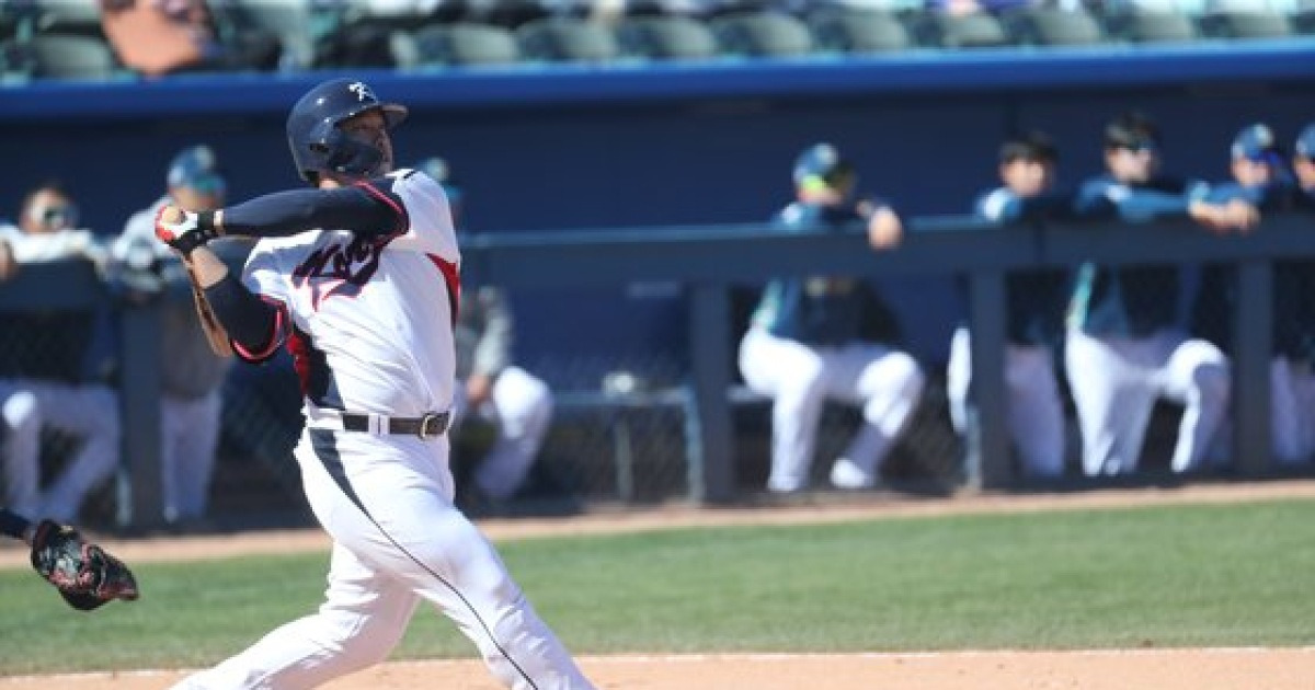 WBC 이강철호, 1차 평가전 압승…NC 8-2로 눌러