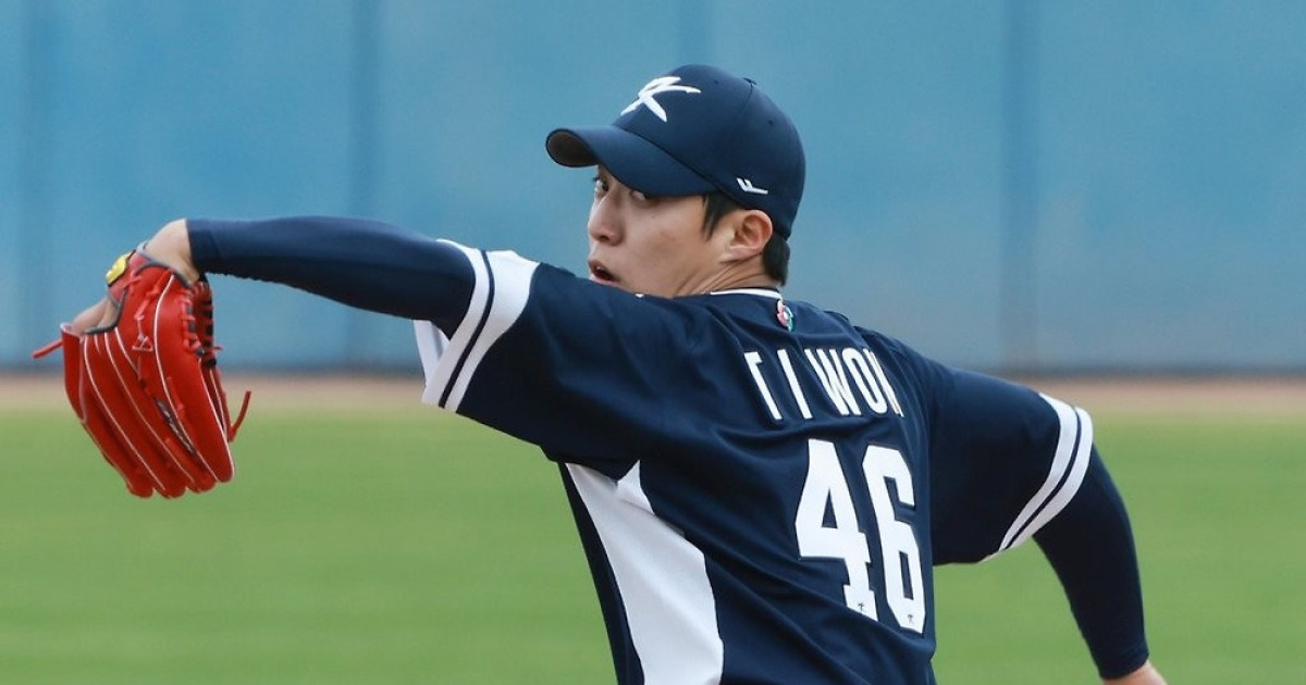 KIA 평가전, WBC 대표팀 투수 원태인 역투