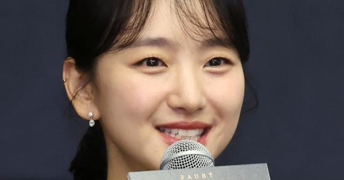 '파우스트' 원진아 "첫 연극, 포기하면 평생 후회할 것 같았다"