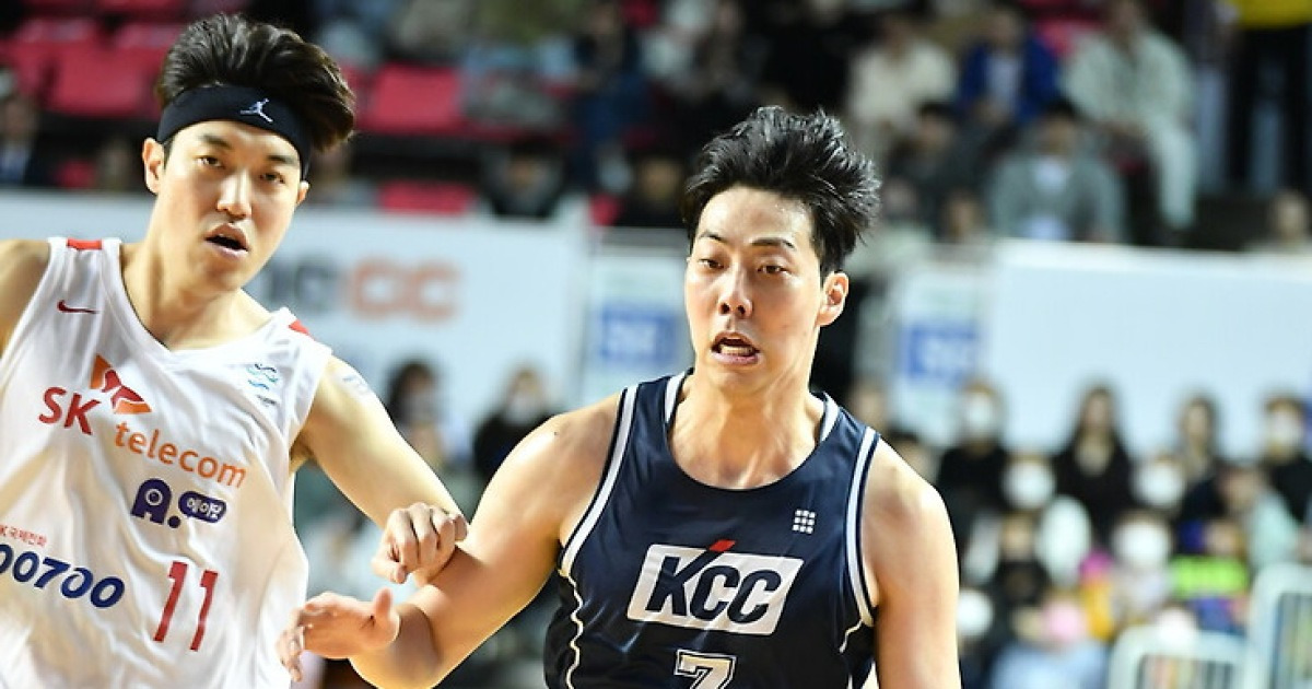 [BK 리뷰] ‘정창영-이승현-라건아 맹활약’ KCC, ‘4연승’ SK 꺾고 4연패 탈출