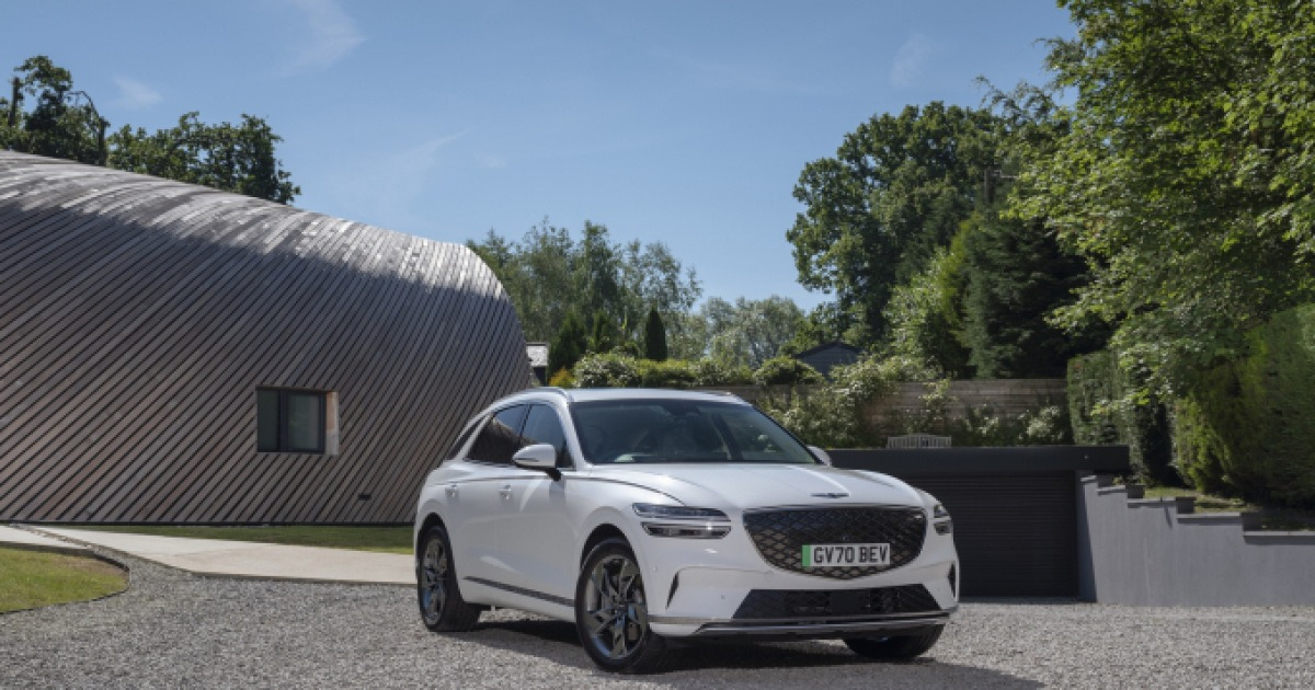 현대차, 美 EV 전략 본격화… GV70e 생산·아이오닉6 가격 공개