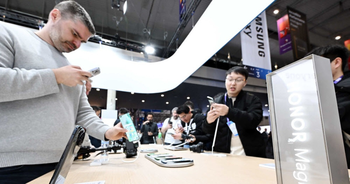 [MWC23]HONOR 매직 시리즈