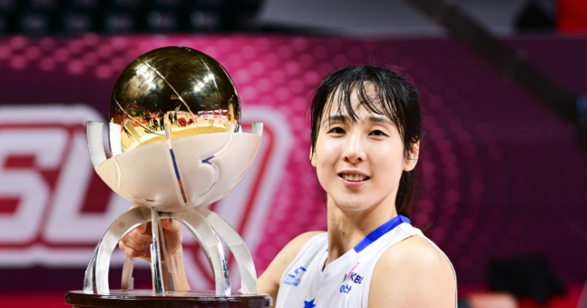 WKBL 6일 시상식, MVP 김단비vs김소니아 2파전