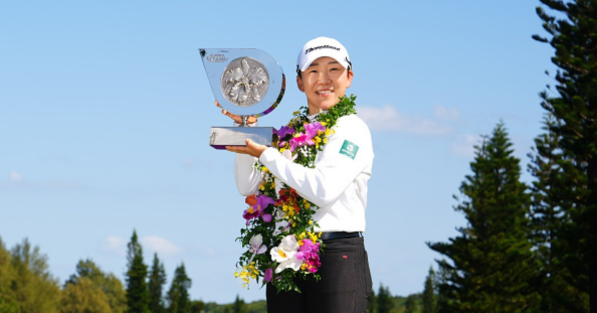 신지애, JLPGA 개막전 우승..프로 통산 63승째