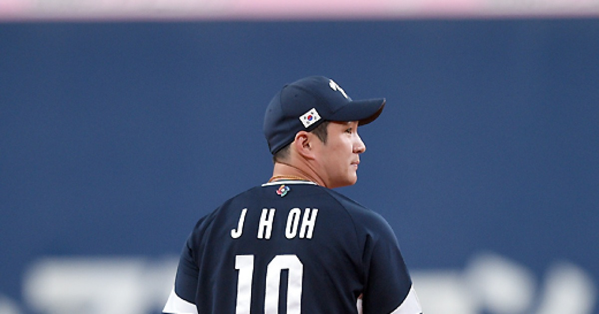 '3실책' 교세라돔에 쏟아진 '탄식'…ML+KBO '최고' 내야수들이 왜 이러나? [MD오사카]