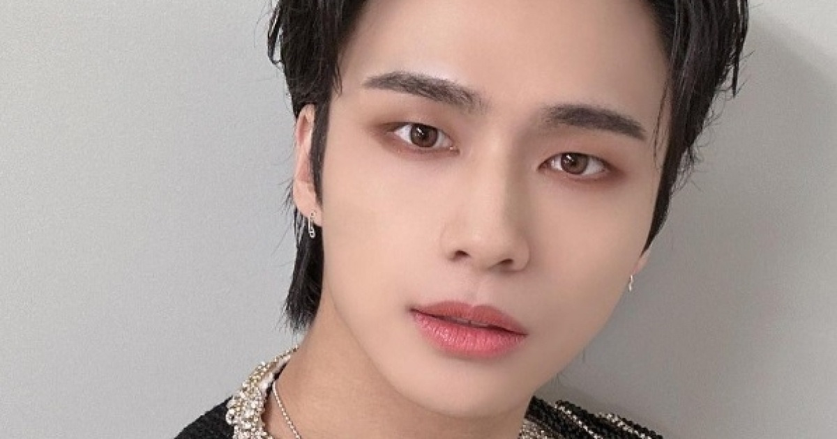 DKZ 경윤, 부모 JMS 신도 의혹에 “정상 교회로 알아, 즉시 탈교”[공식]