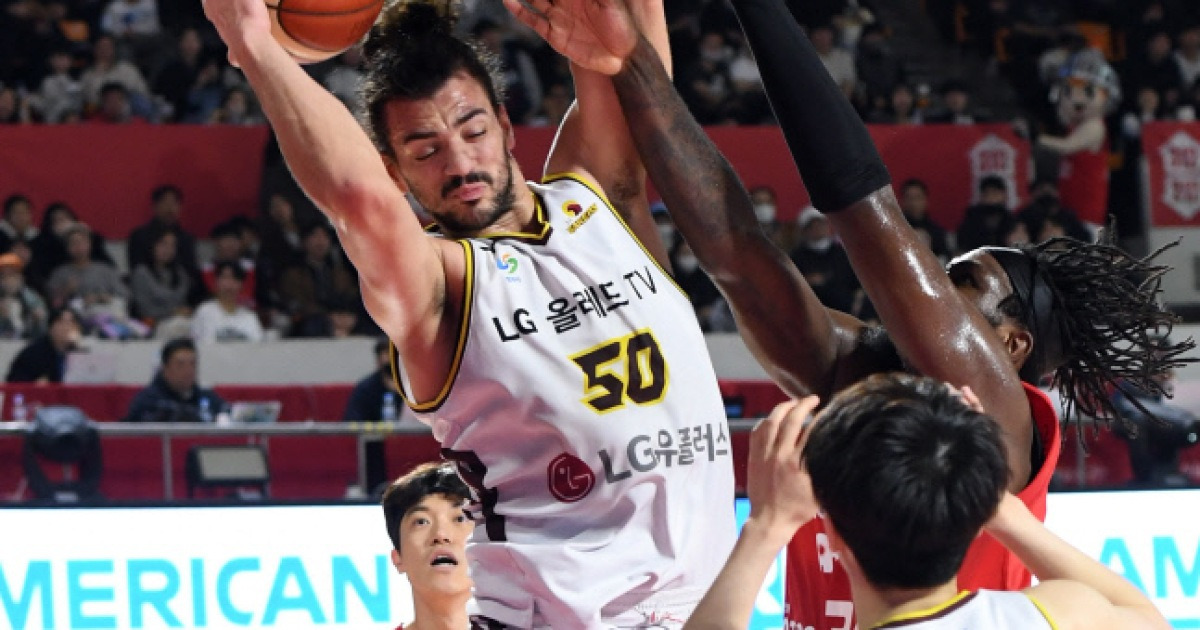 마레이 더블더블 LG KCC 꺾고 4연승, 가스공사는 캐롯 제압