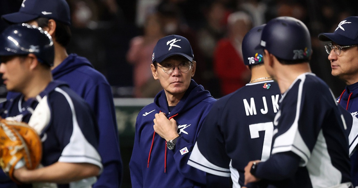 [WBC] '1R 탈락' 이강철 감독 "국민들께 진심으로 죄송…제가 부족했다"