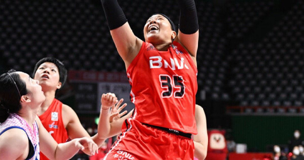 [WKBL PO 리포트] 김한별의 헌신, BNK가 85.1%의 주도권을 쥔 이유