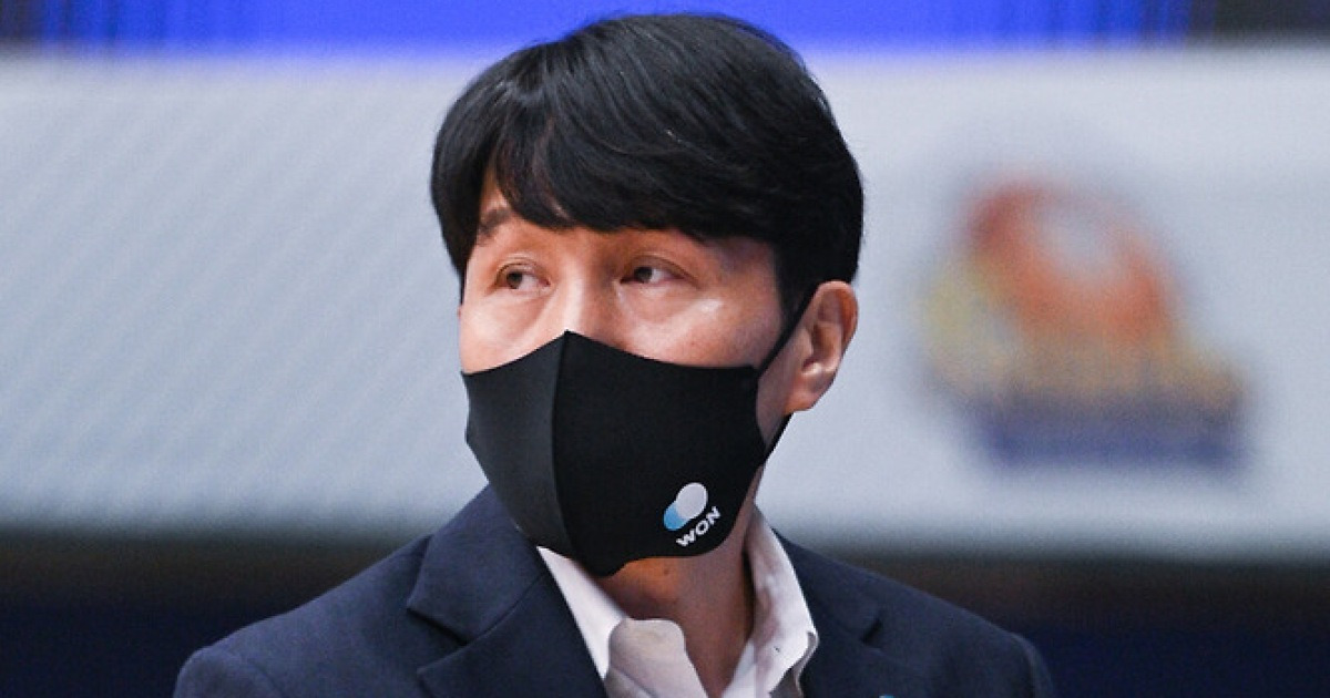 [WKBL PO 경기 후] 위성우 우리은행 감독, “(박)혜진이가 살아났다” … 구나단 신한은행 감독, “팀에 중심은 (한)채진이었다”