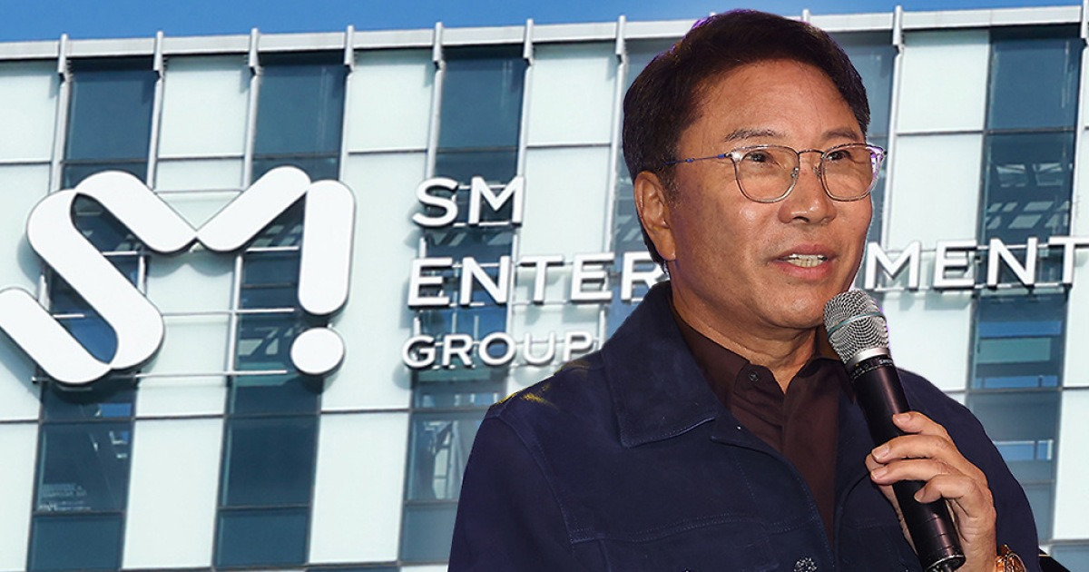 SM 인수전의 '묘안'?..."이수만 장남, 차남 주목할 필요 있어"