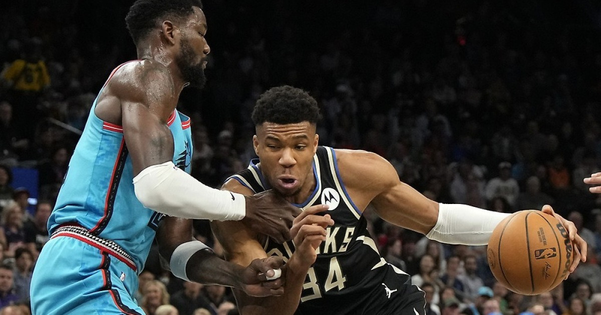 NBA 밀워키, 50승 선착하며 PO 확정…서부 1위 덴버는 4연패