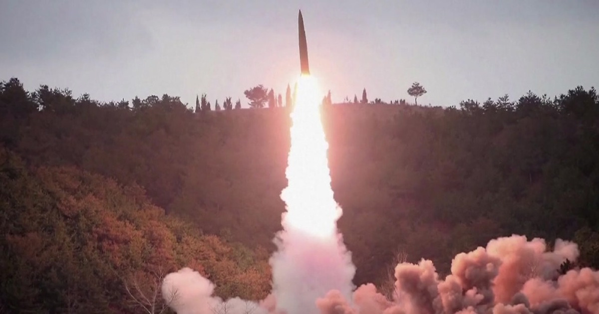 北, 한일정상회담 당일 ICBM 도발..."화성-17형 추정"