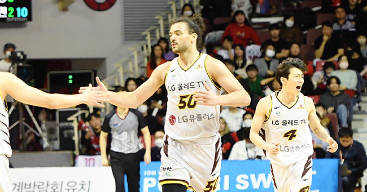 2위 LG, 선두 KGC에 진땀승…1.5경기 차 추격