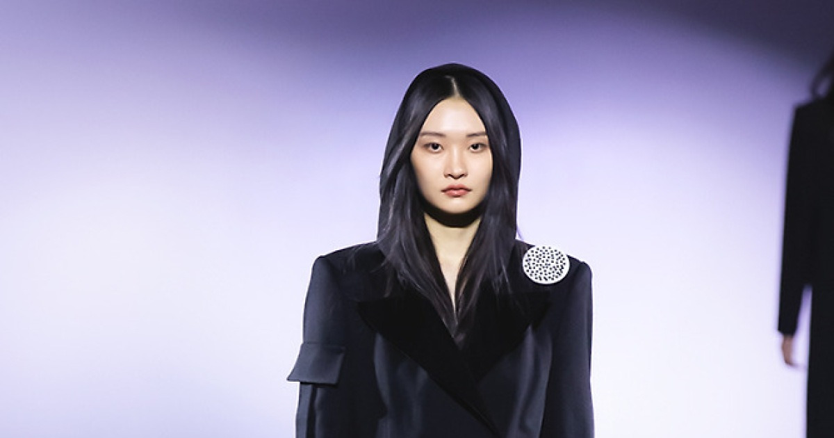 [bnt포토] 모델 한지영 '블랙의 차분함'(하나차 스튜디오)