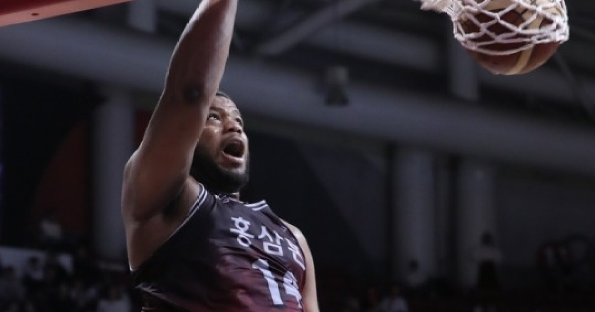 프로농구 1·2위 KGC·LG 나란히 승리…여전히 1.5경기 차