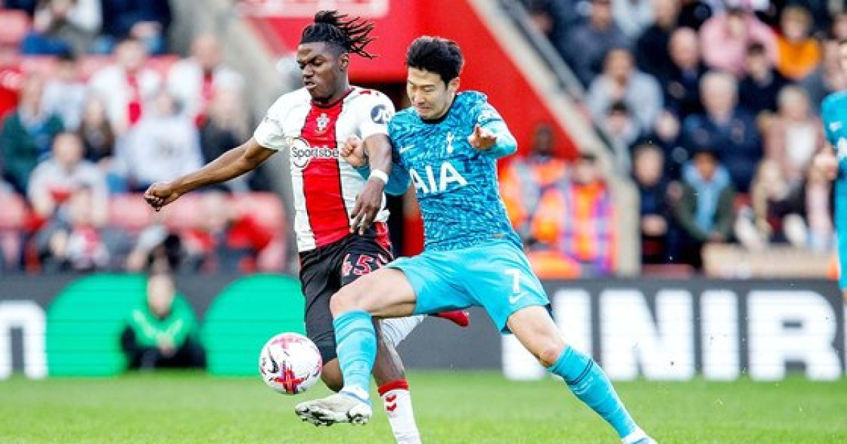 손흥민, EPL 통산 50도움 달성...100호 골은 다음 기회로