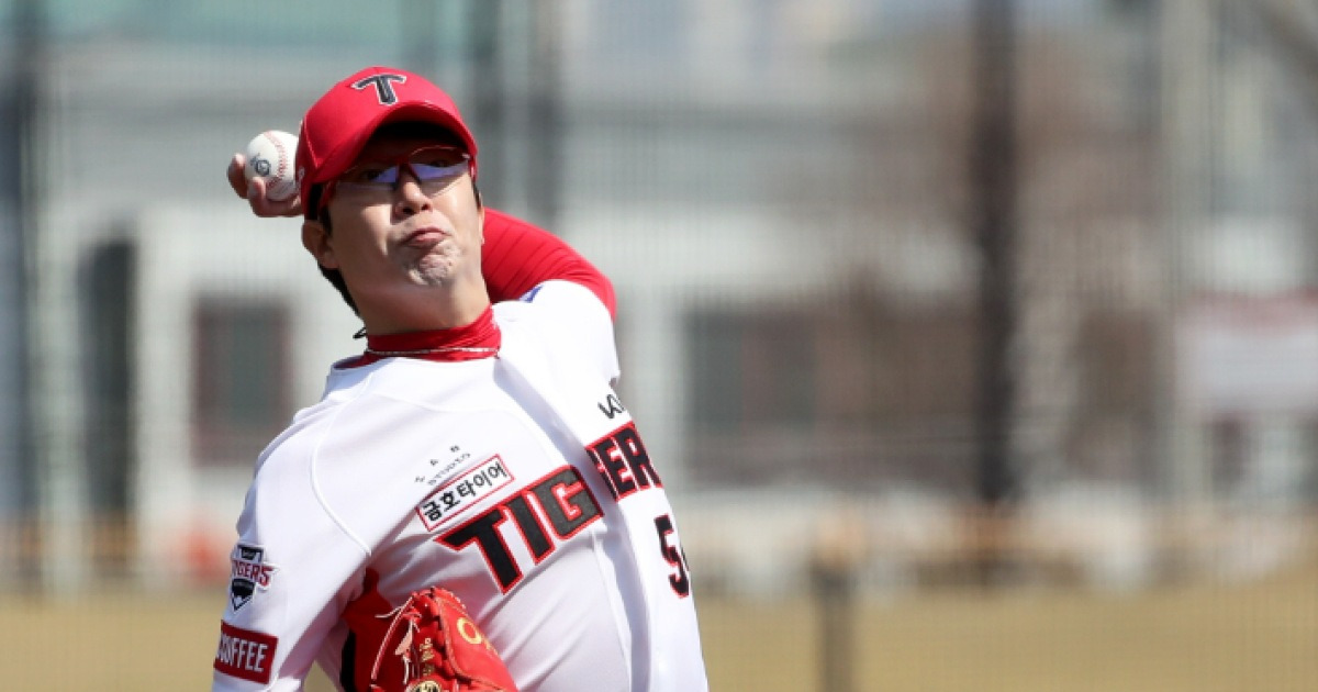 WBC 부진에도 시범경기 구름관중…KIA 양현종·이의리 나란히 등판