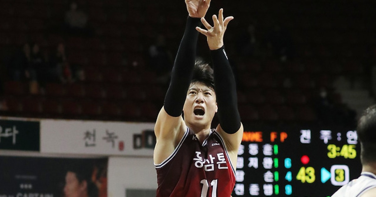 KGC, KCC 완파하고 4강 PO 확정…정규리그 우승 매직넘버 '1'